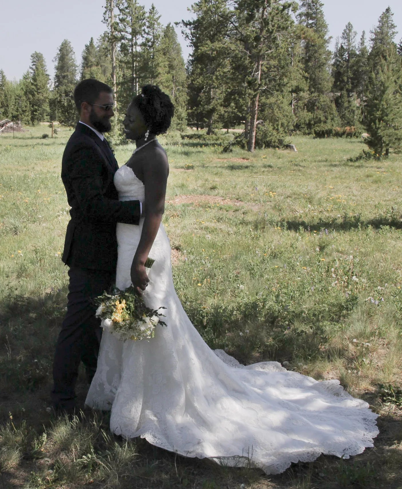 2026 New Customizable Strapless Lace Mermaid Wedding Dress with Long T ...